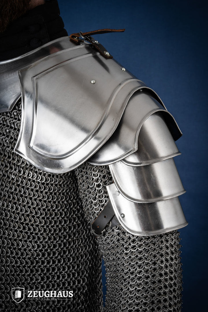 Pauldrons – Zeughaus Armoury